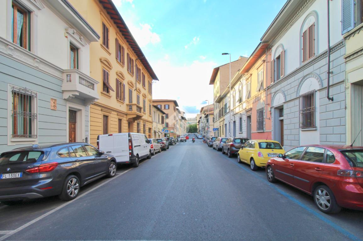 Appartamento in vendita a Firenze