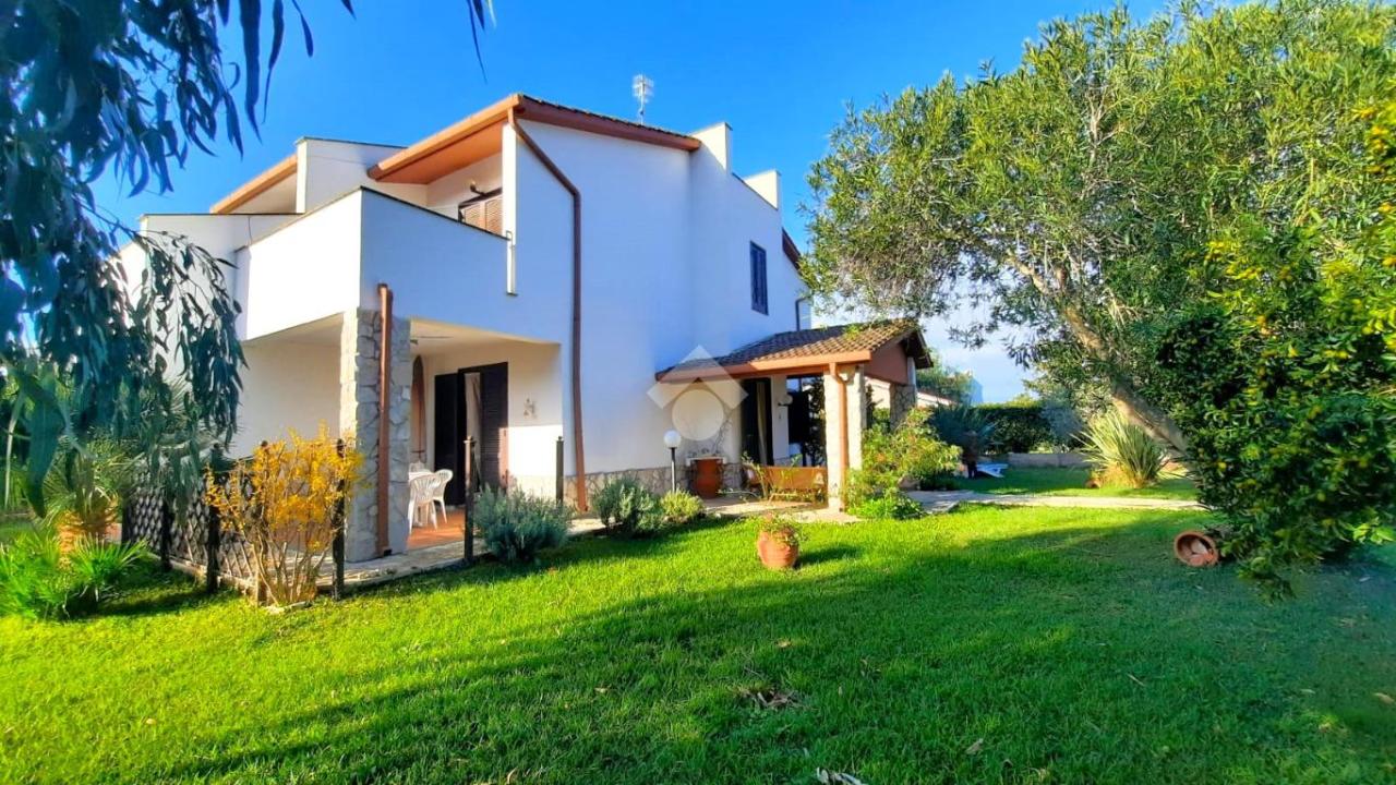 Villa in vendita a Tarquinia
