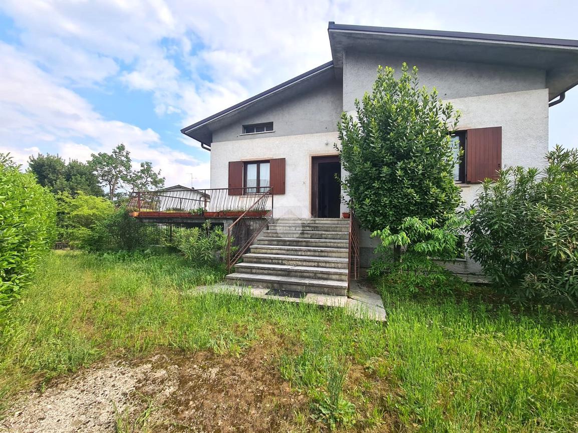 Villa in vendita a Sant'Ambrogio Di Valpolicella
