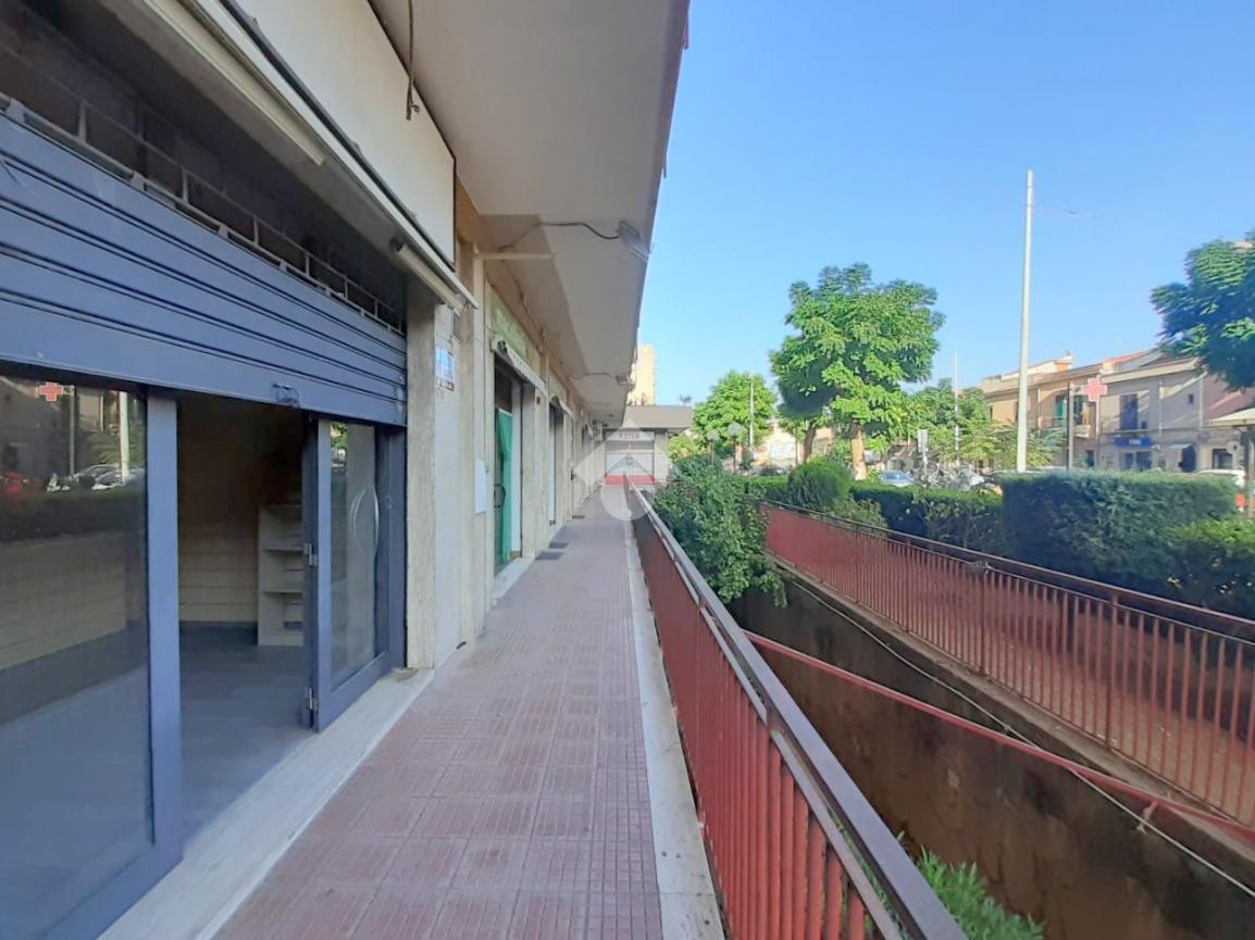 Negozio in vendita a Palermo
