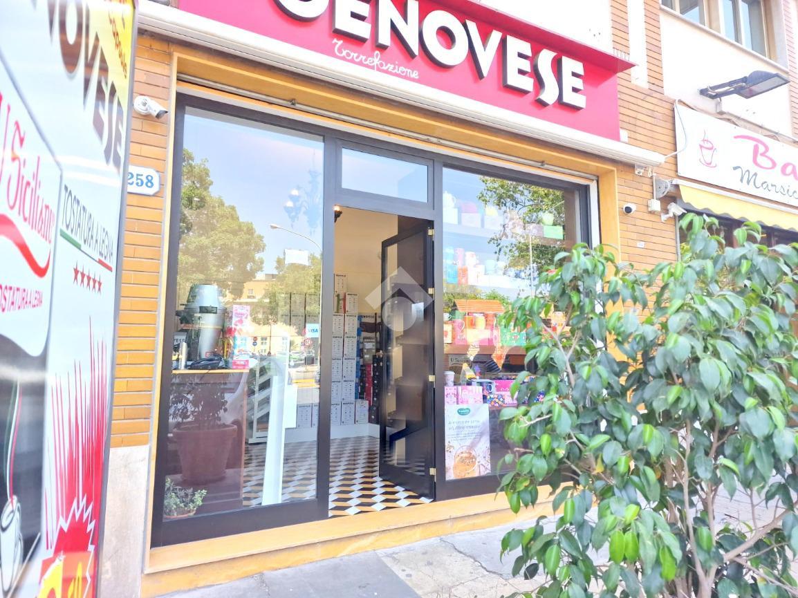 Negozio in affitto a Palermo