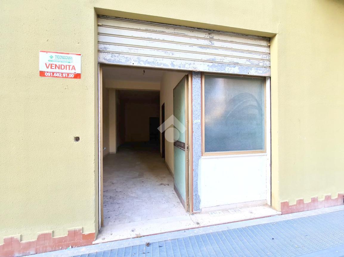 Negozio in vendita a Palermo
