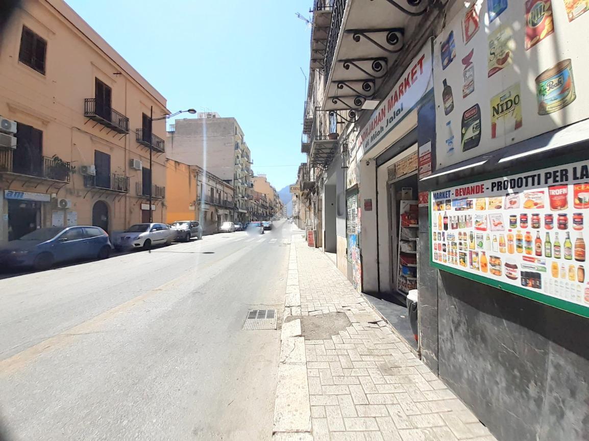 Negozio in vendita a Palermo