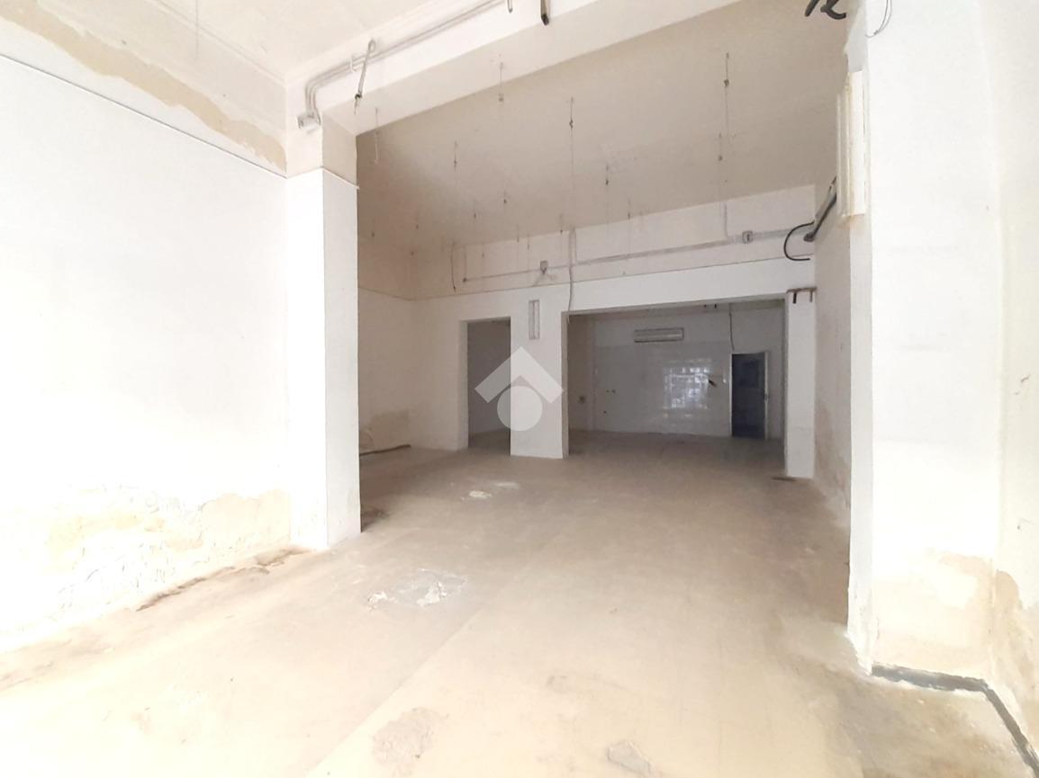 Negozio in vendita a Palermo