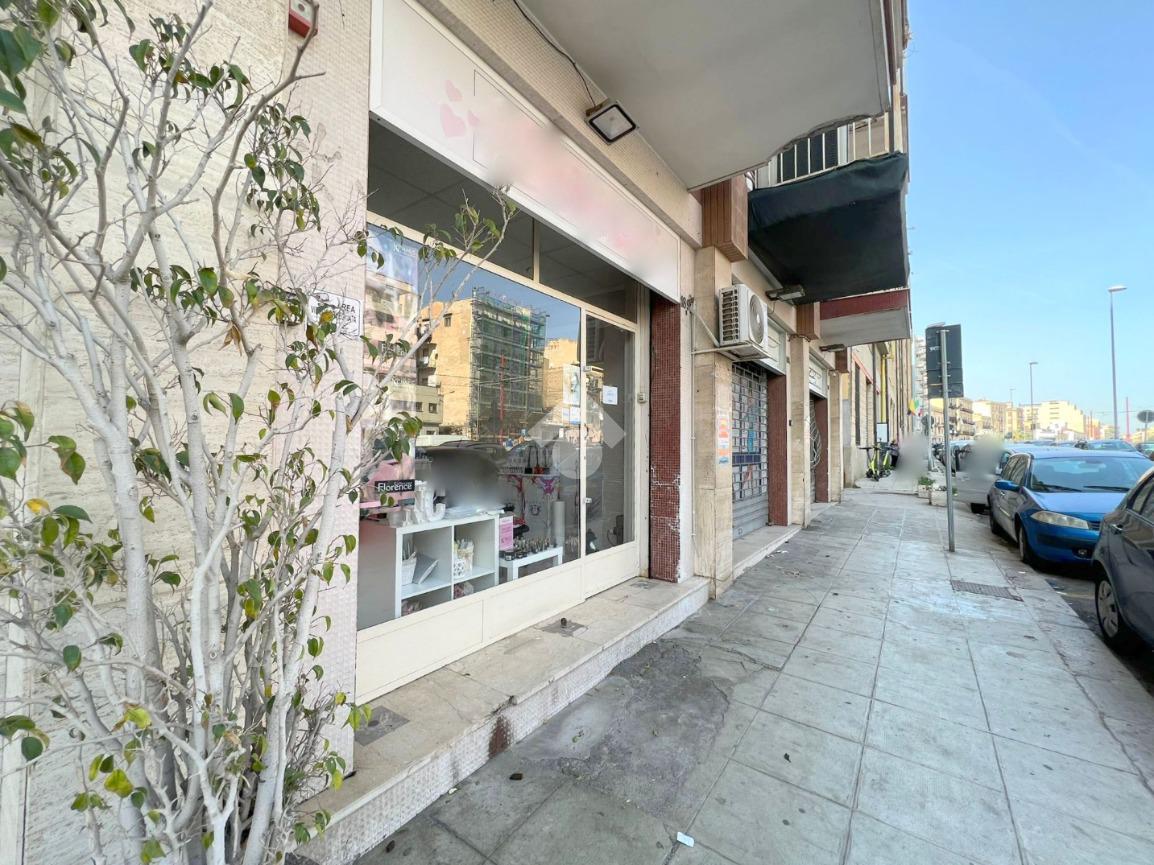 Negozio in affitto a Palermo