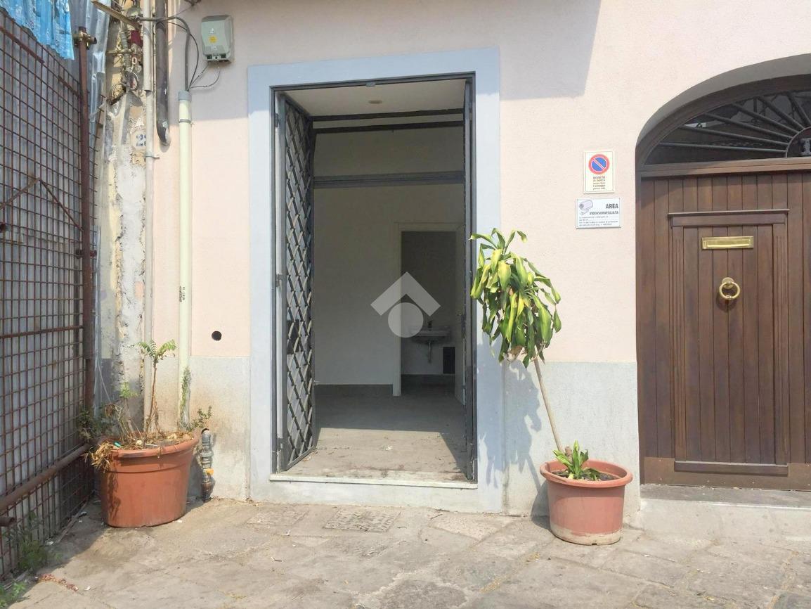 Negozio in affitto a Palermo