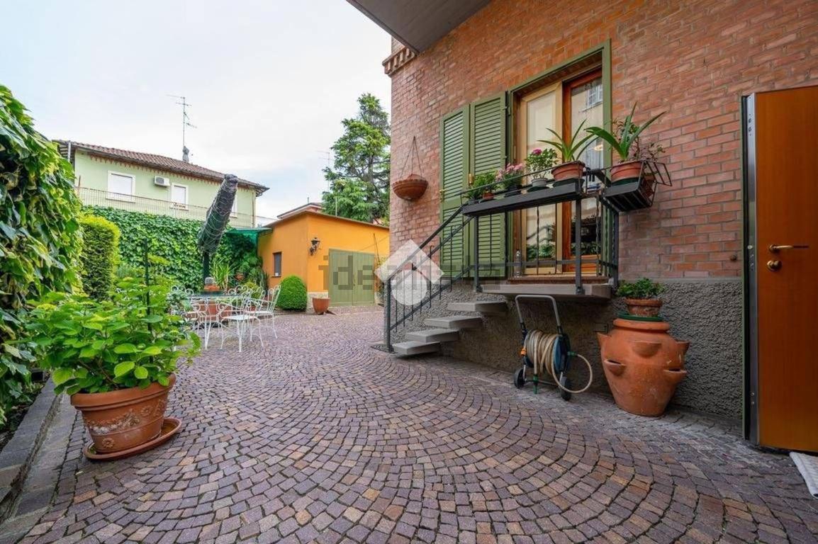 Villa in vendita a Reggio Emilia