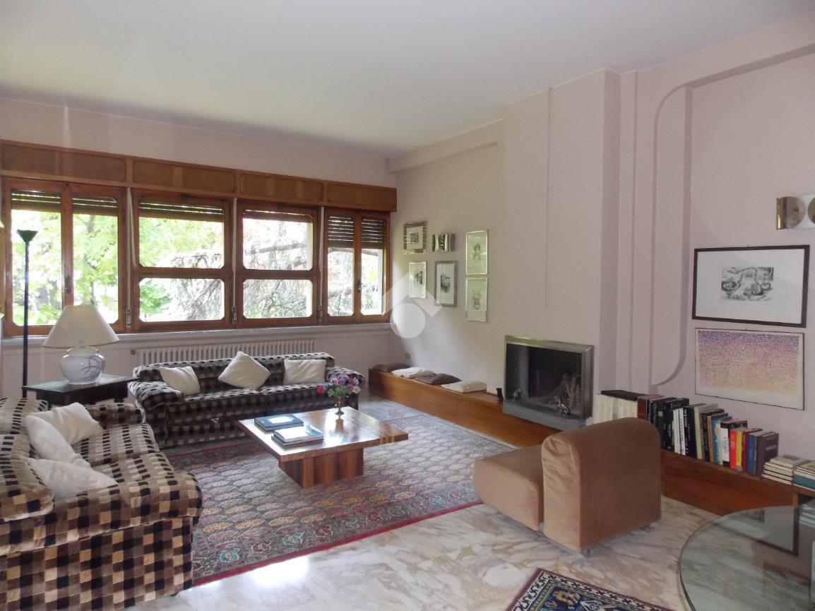 Villa in vendita a Foligno