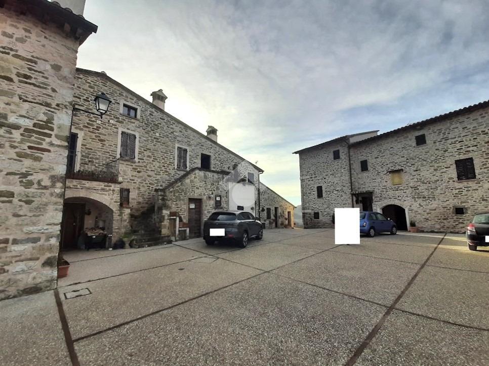 Casa indipendente in vendita a Valtopina