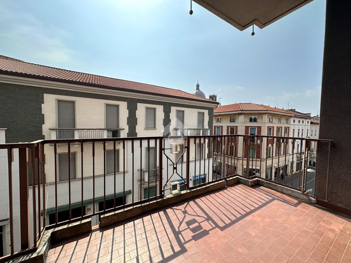 Appartamento in vendita a Desio