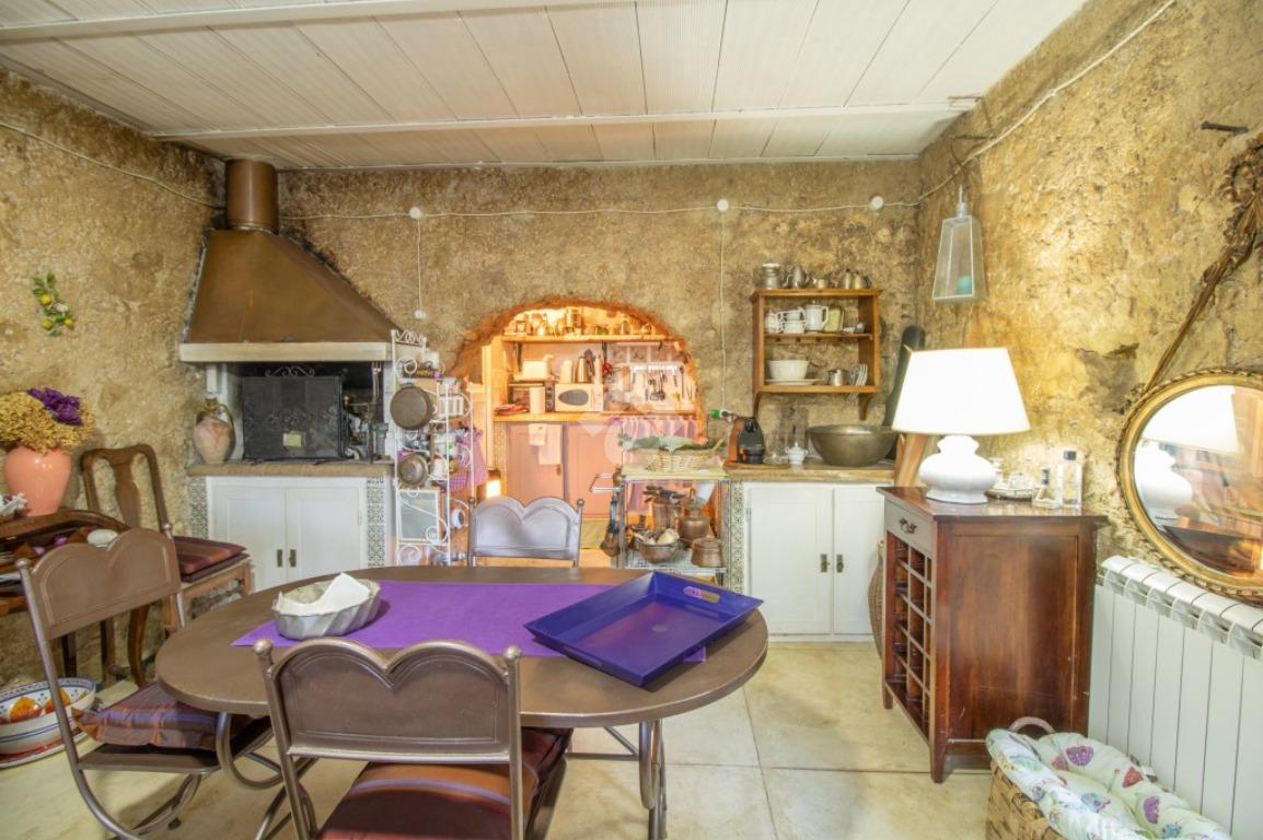 Casa indipendente in vendita a Montasola