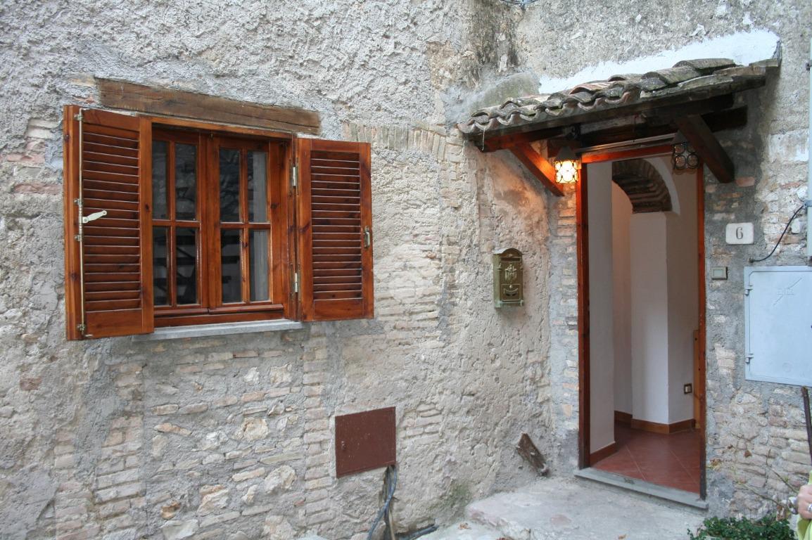 Appartamento in vendita a Casperia