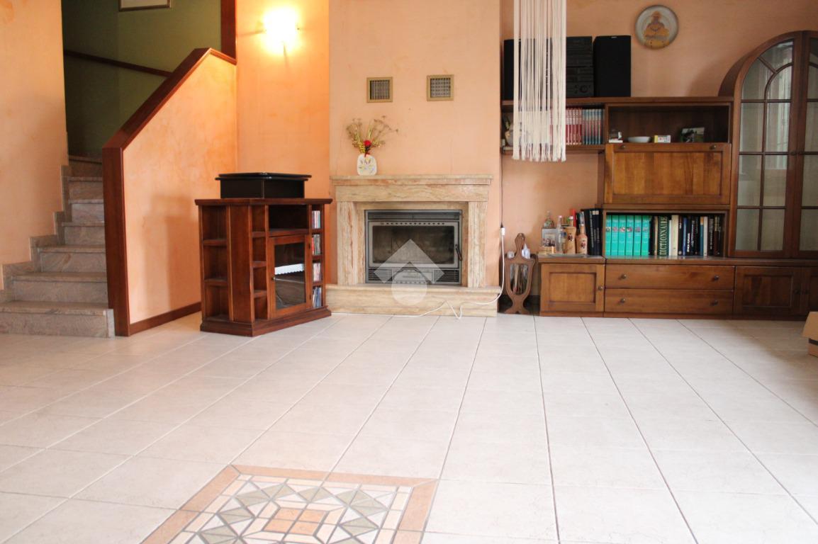 Villa in vendita a Mediglia