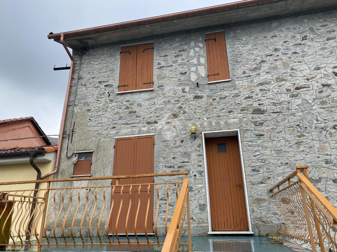 Appartamento in vendita a San Colombano Certenoli