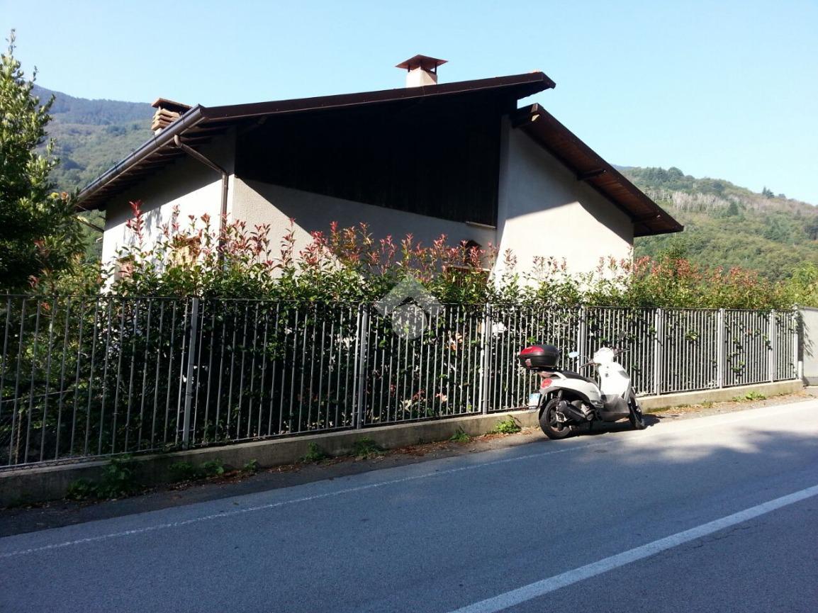 Villa in vendita a Borzonasca