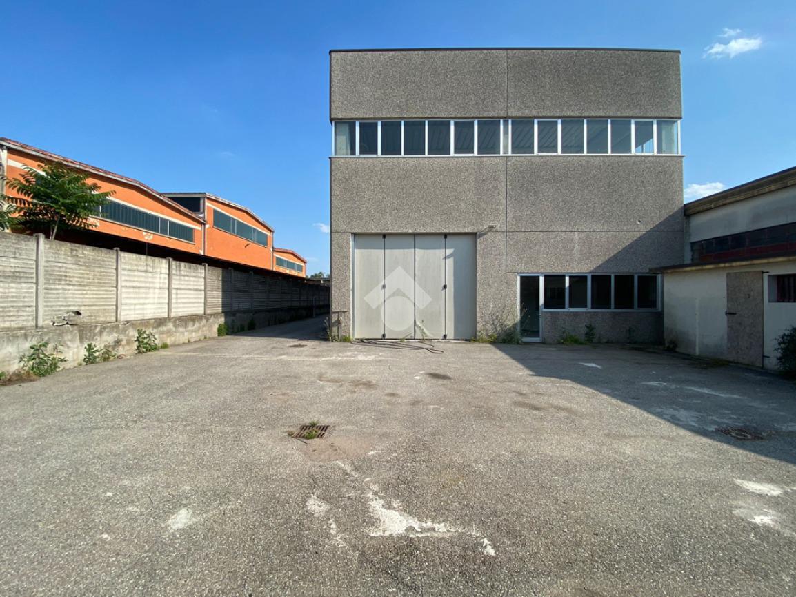 Capannone in vendita a Castenedolo