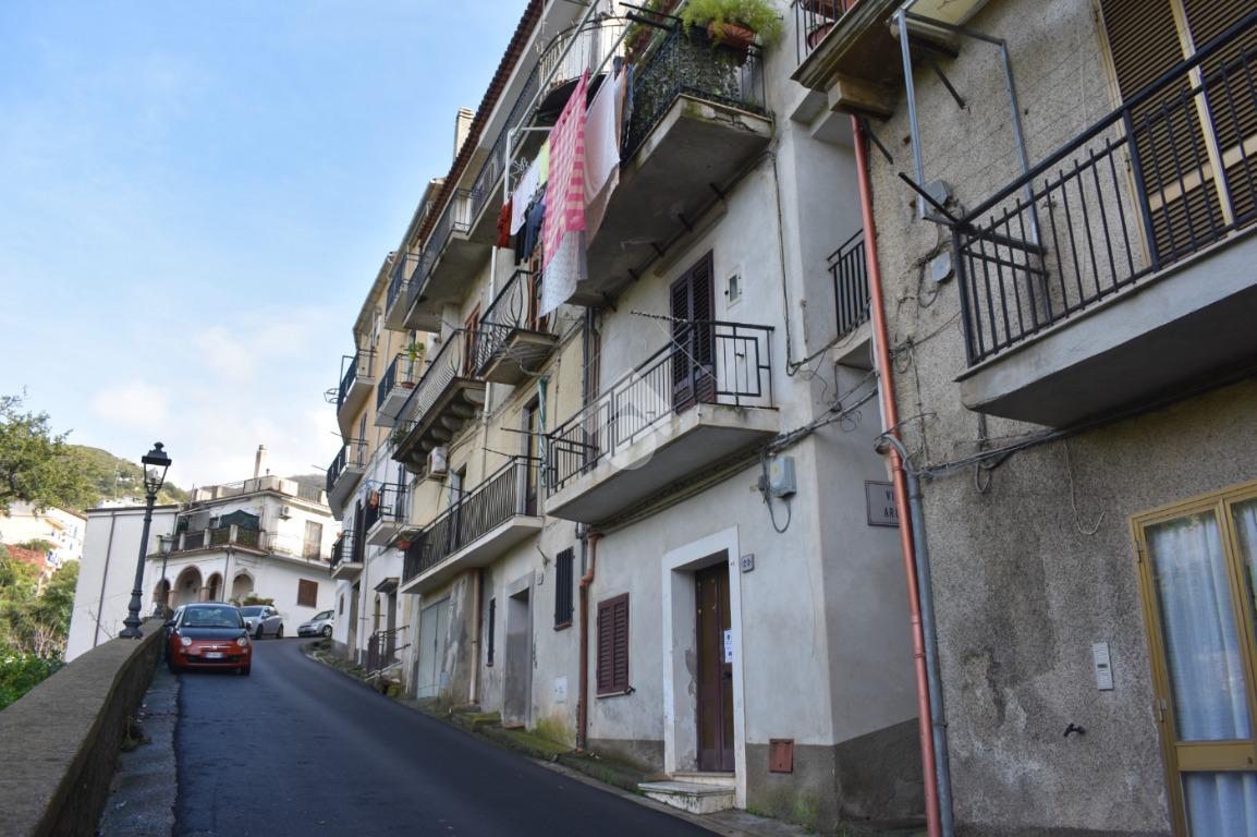 Casa indipendente in vendita a Paola