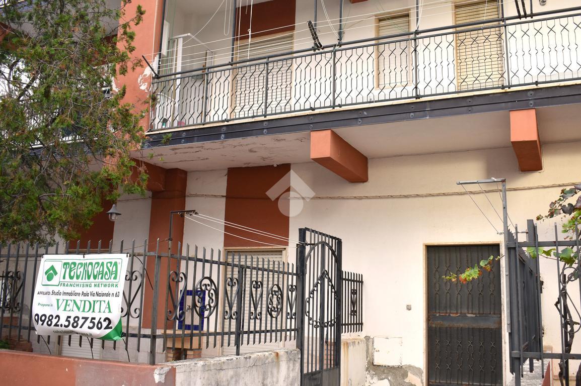 Appartamento in vendita a Falconara Albanese