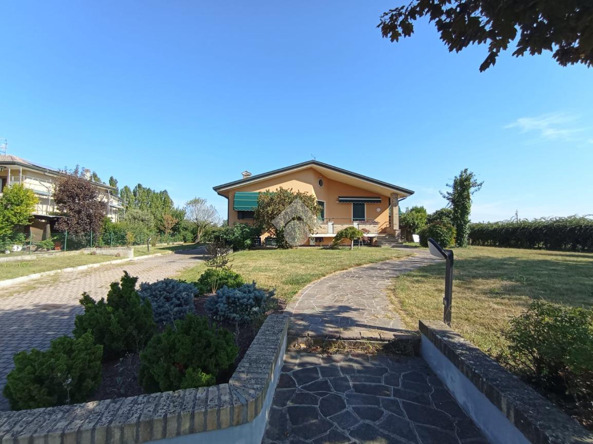 Villa in vendita a Solesino