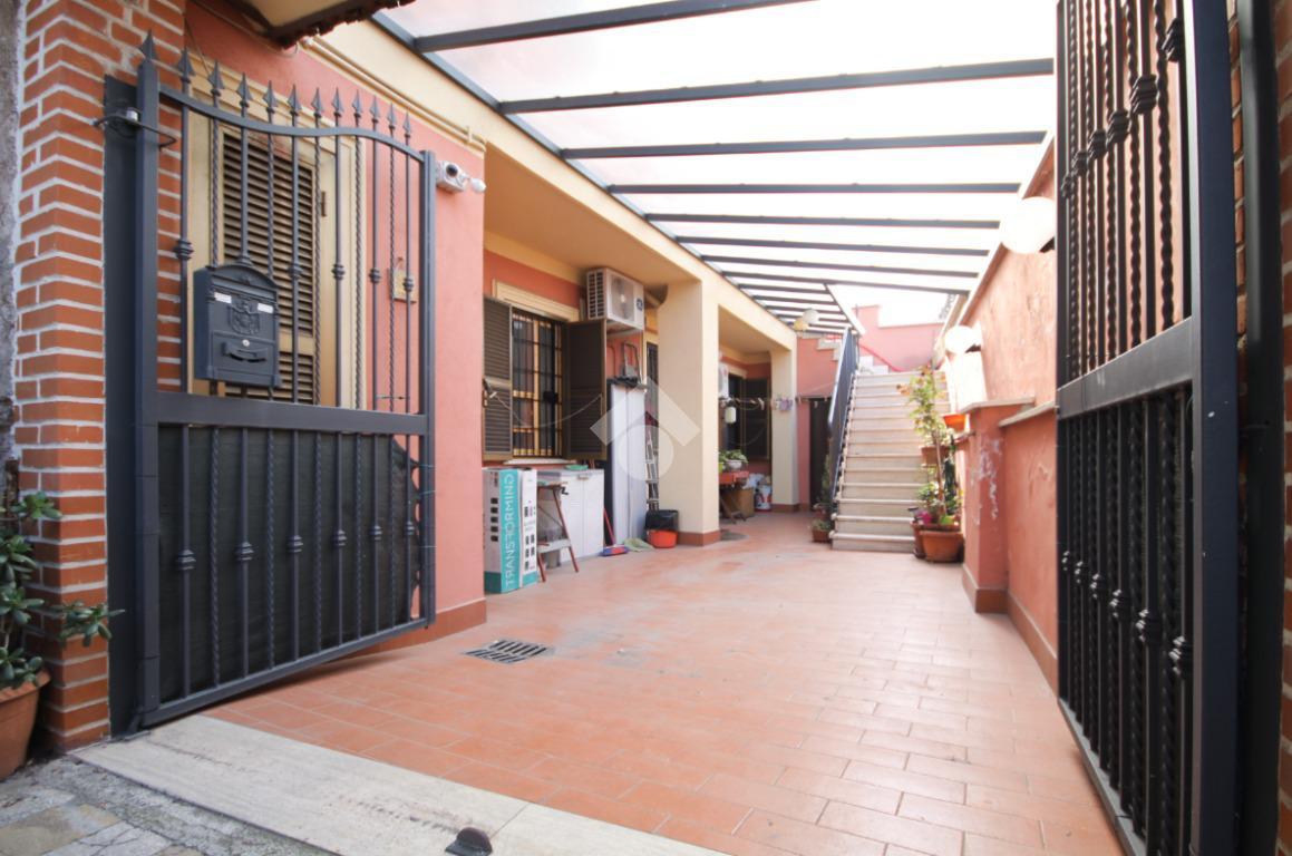 Casa indipendente in vendita a Roma