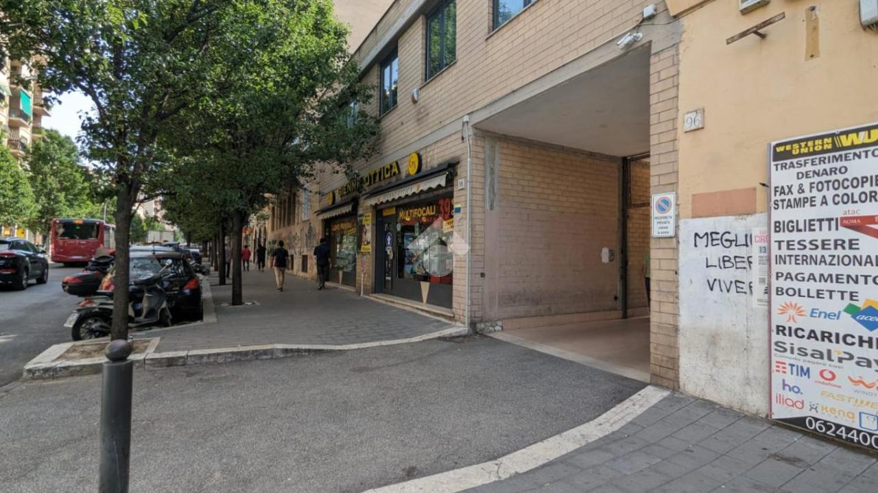 Box in vendita a Roma