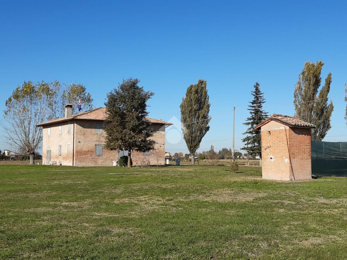 Rustico in vendita a Granarolo Dell'Emilia