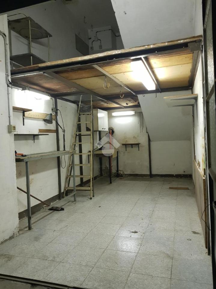 Box in vendita a Grugliasco