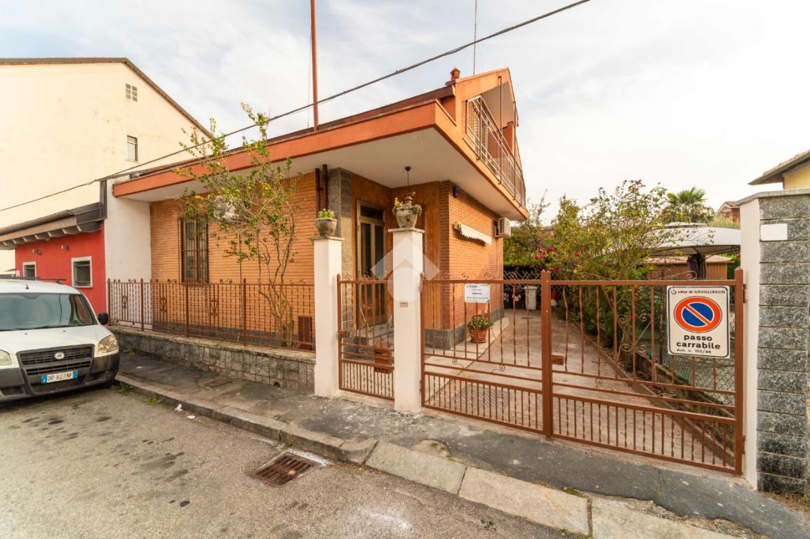 Casa indipendente in vendita a Grugliasco