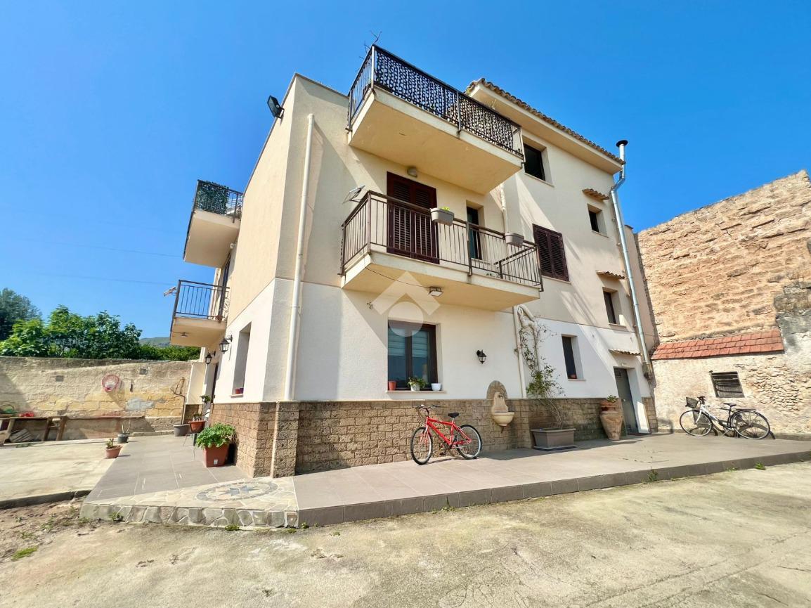 Casa indipendente in vendita a Palermo