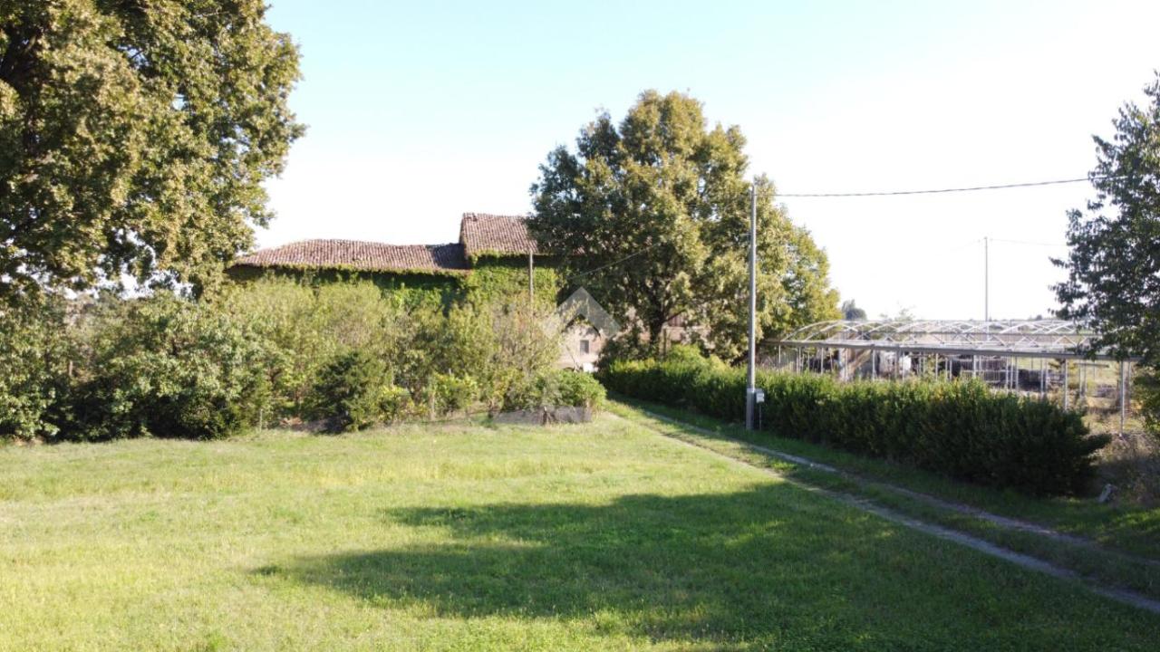 Rustico in vendita a Bagnolo In Piano