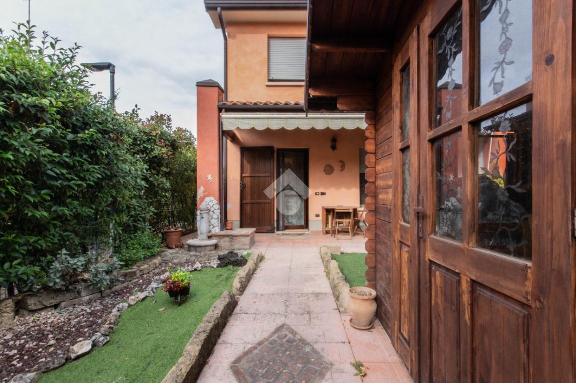 Villa a schiera in vendita a Correggio