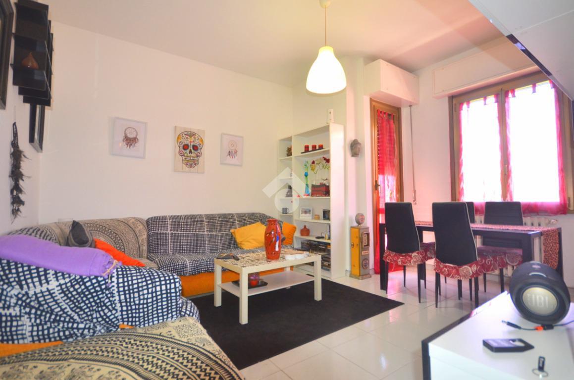 Appartamento in vendita a Caronno Pertusella