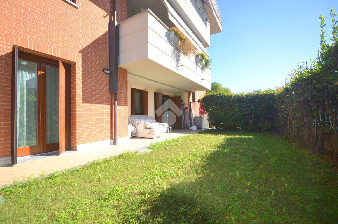 Appartamento in vendita a Caronno Pertusella