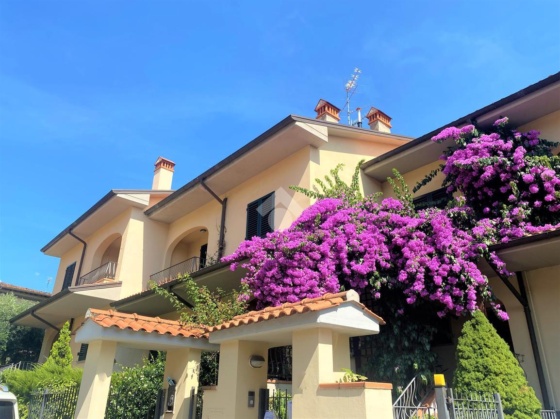Villa a schiera in vendita a Prato