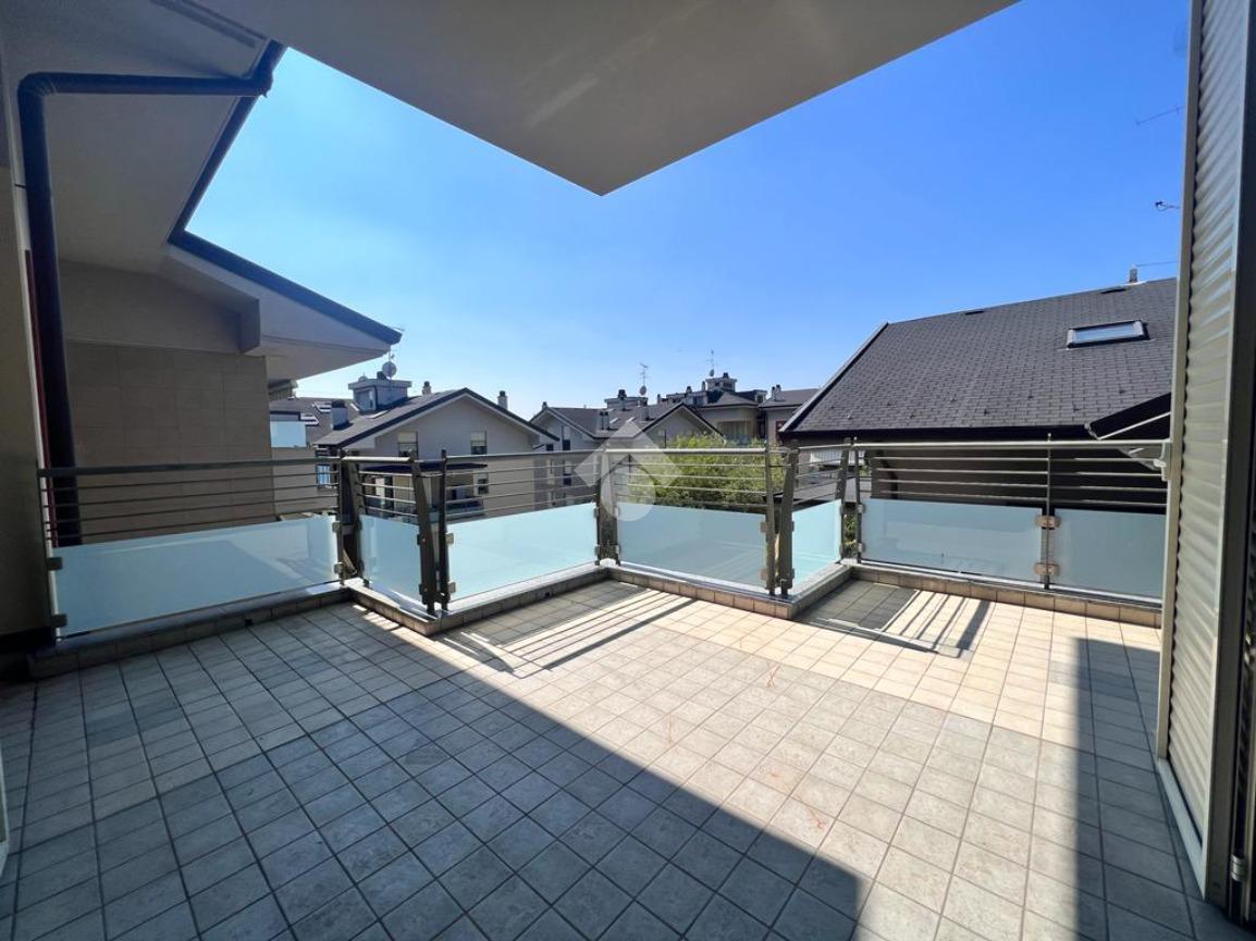 Appartamento in vendita a Varedo