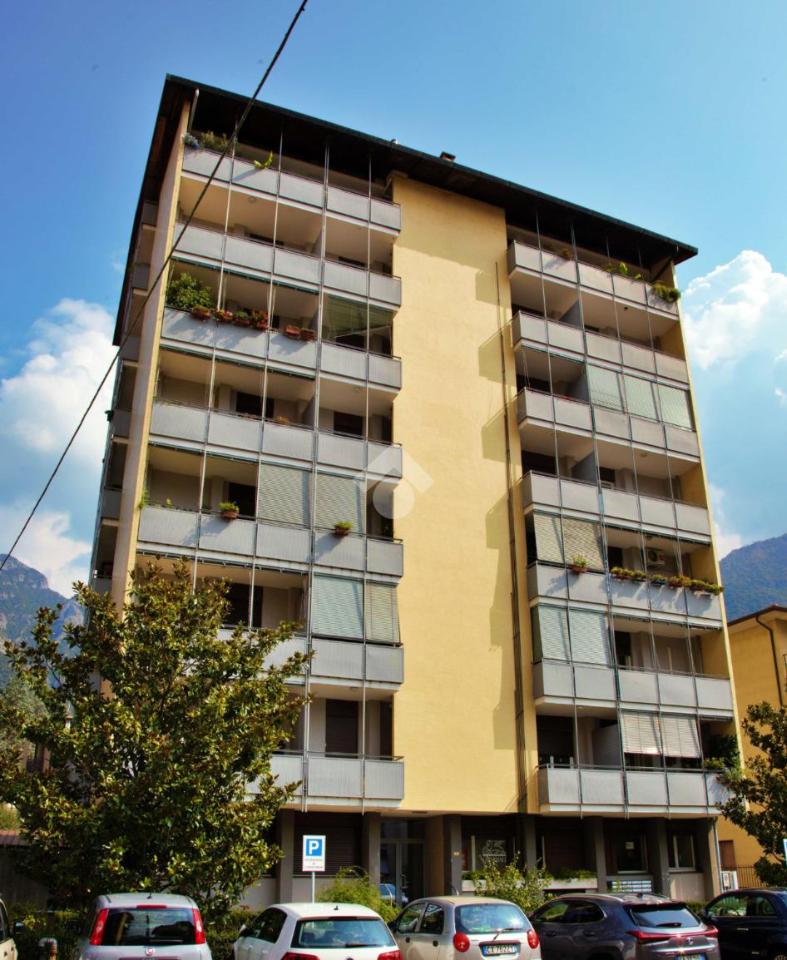 Appartamento in vendita a Mandello Del Lario