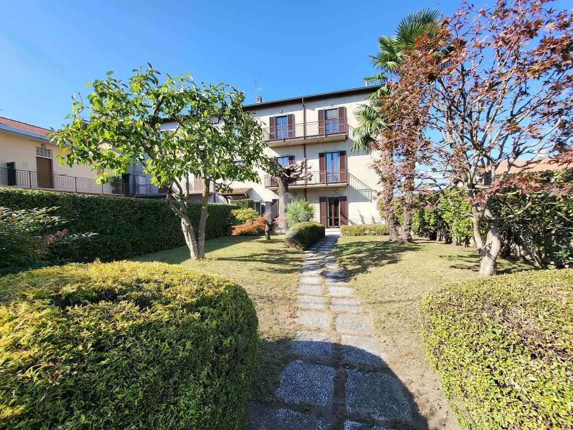 Casa indipendente in vendita a Besana In Brianza