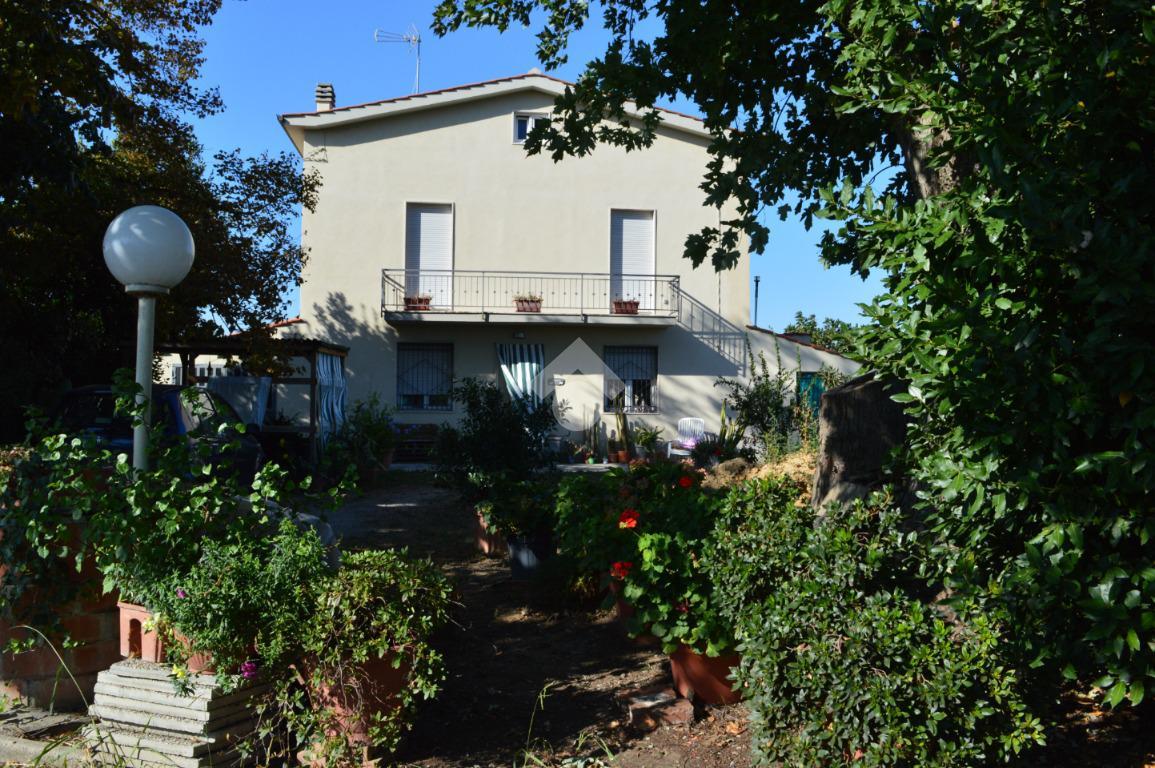 Casa indipendente in vendita a Ponte Buggianese