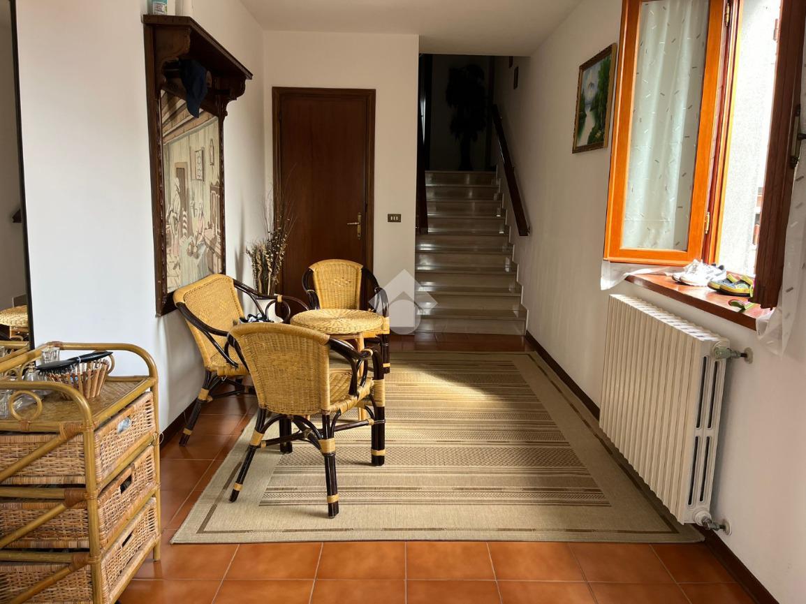 Casa indipendente in vendita a Ponte Buggianese