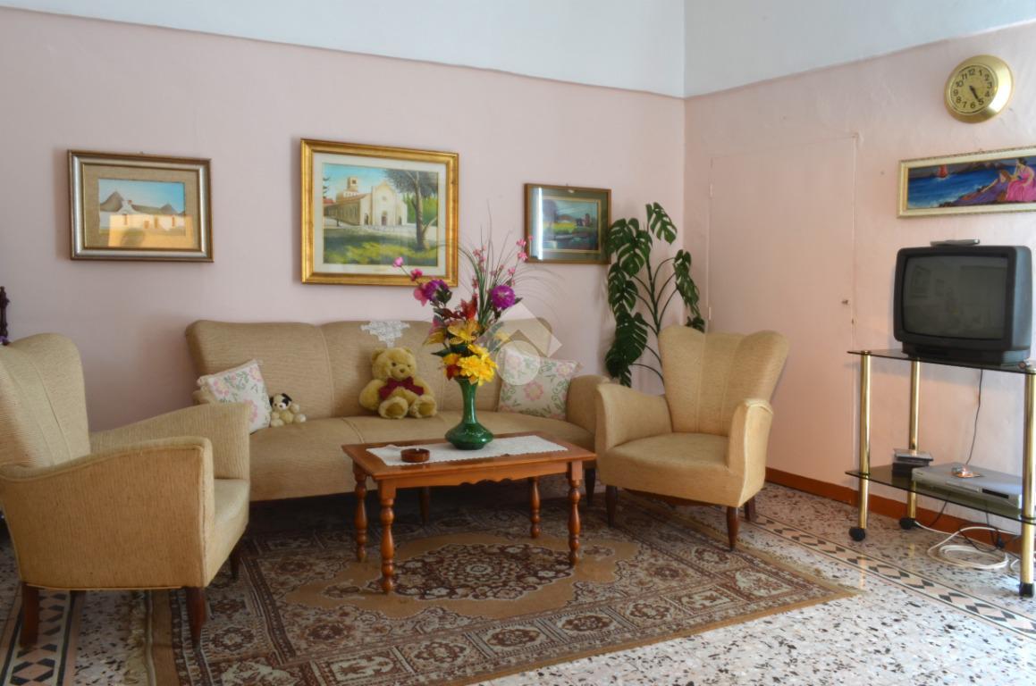 Casa indipendente in vendita a Gioia Del Colle