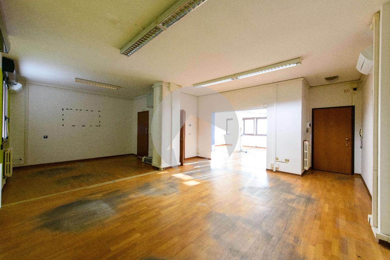Ufficio in affitto a Reggio Emilia