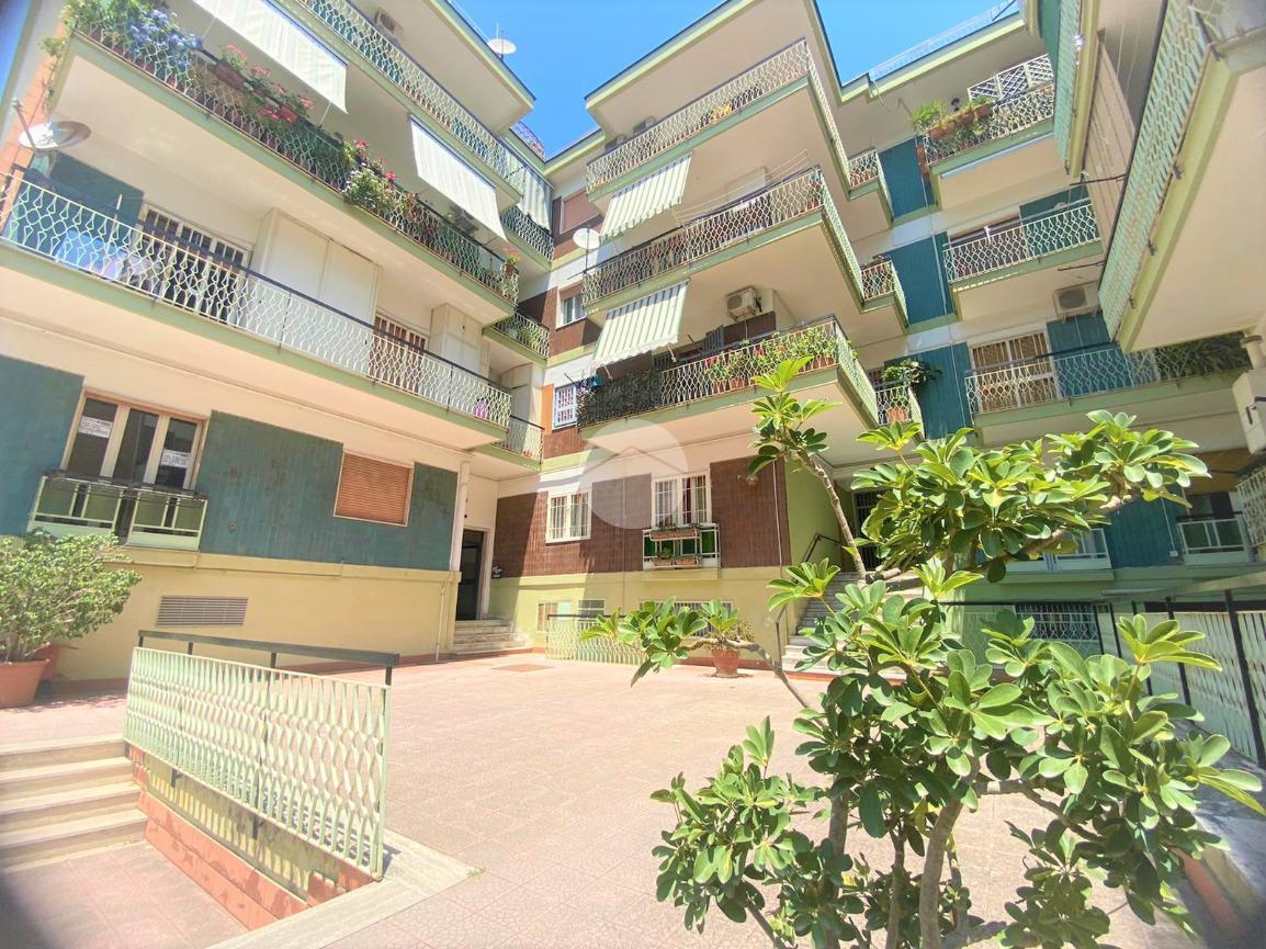 Appartamento in vendita a Pozzuoli