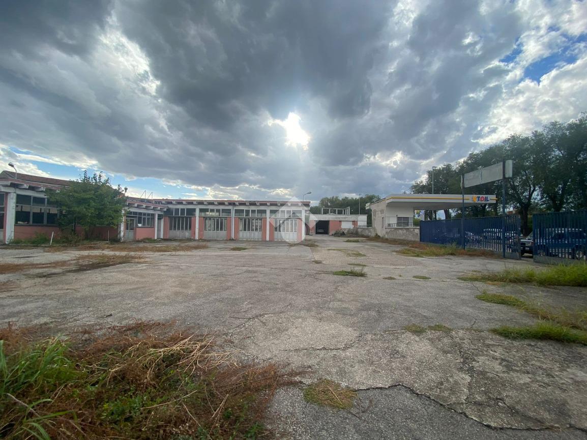 Capannone in vendita a Verona