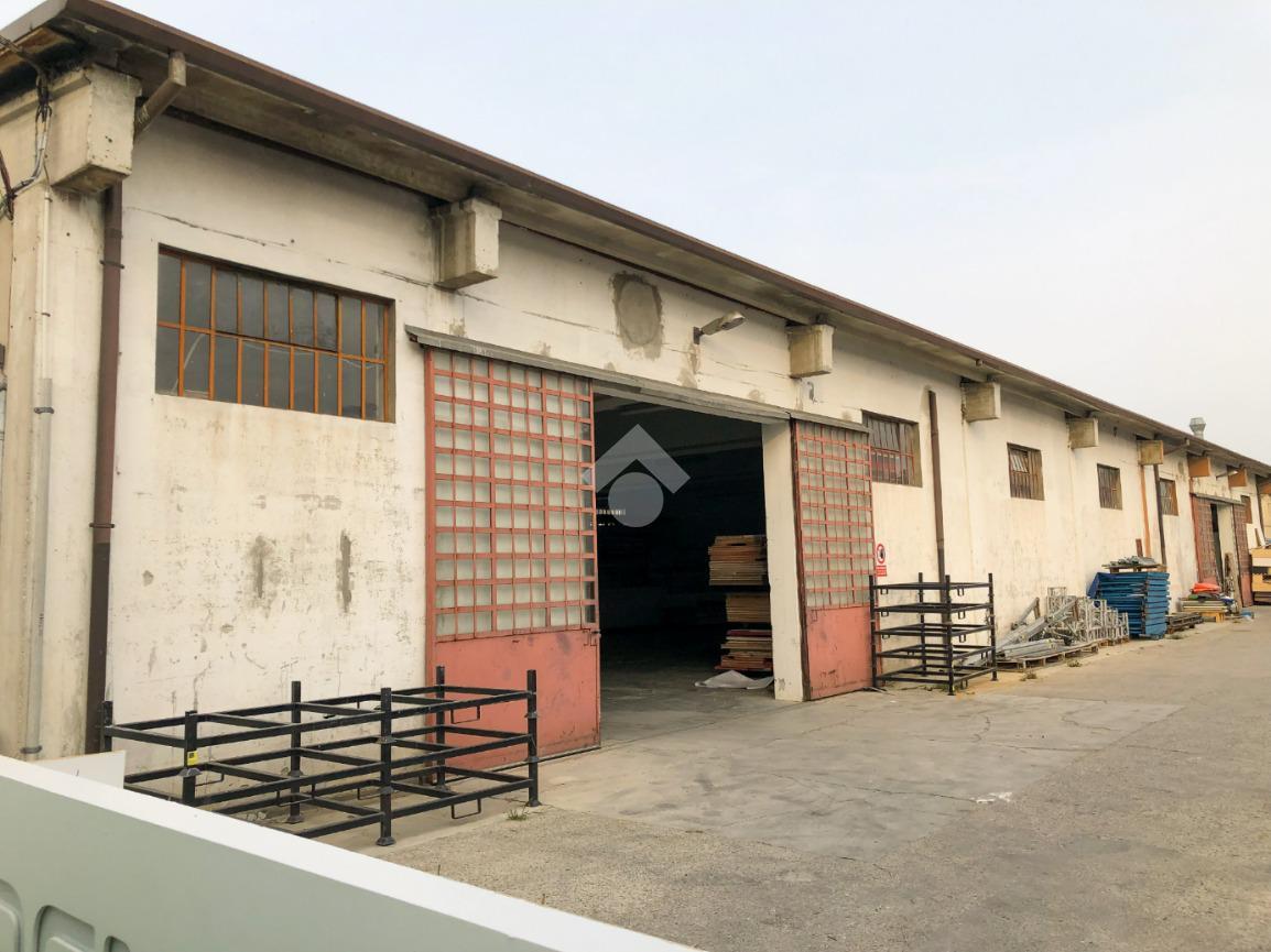 Capannone in vendita a San Martino Buon Albergo