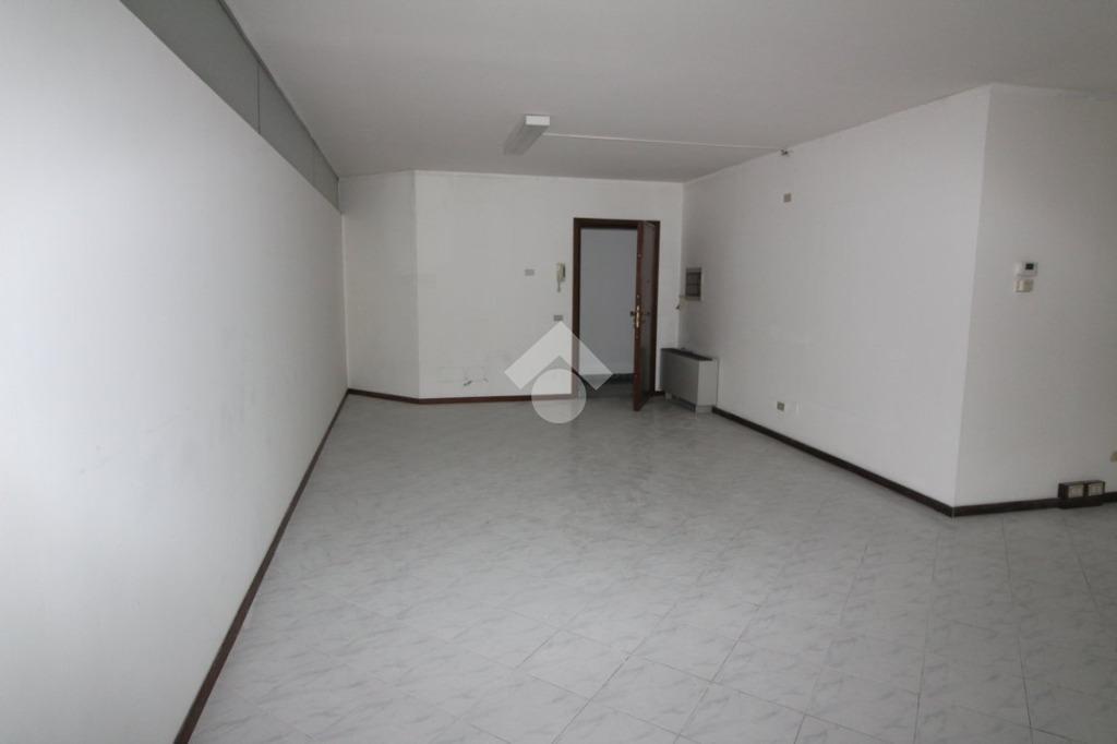 Ufficio in affitto a Trezzano Sul Naviglio