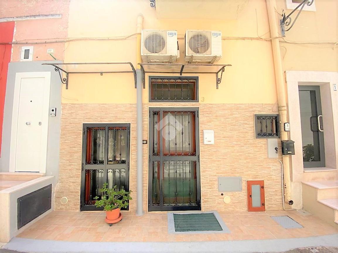 Casa indipendente in vendita a Adelfia