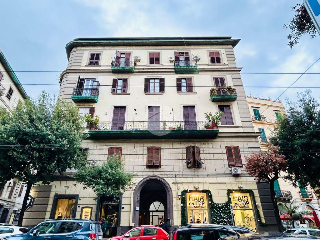 Appartamento in vendita a Napoli