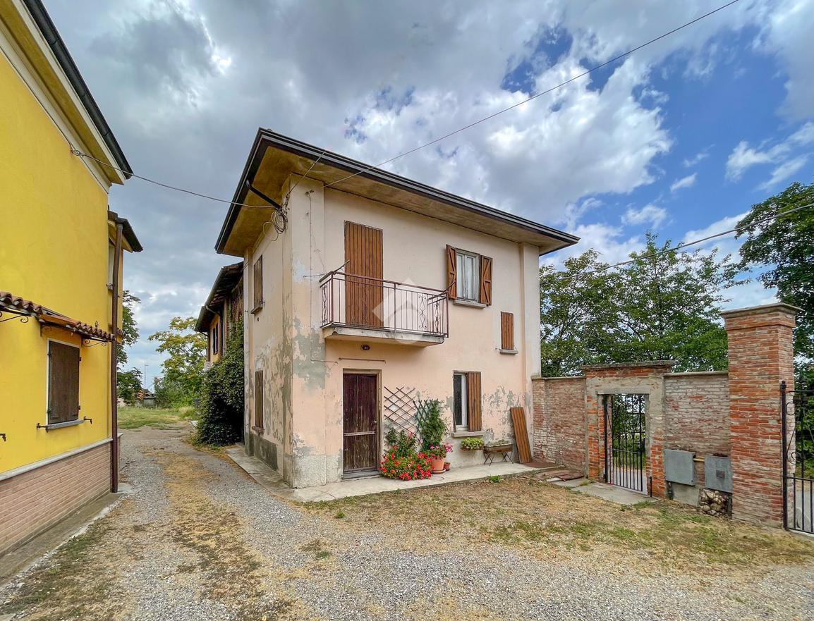 Casa indipendente in vendita a Canneto Pavese