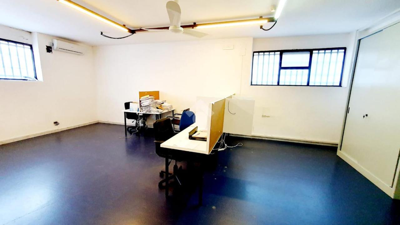 Ufficio in vendita a Bari