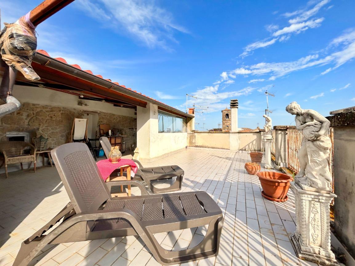 Appartamento in vendita a Caprarola